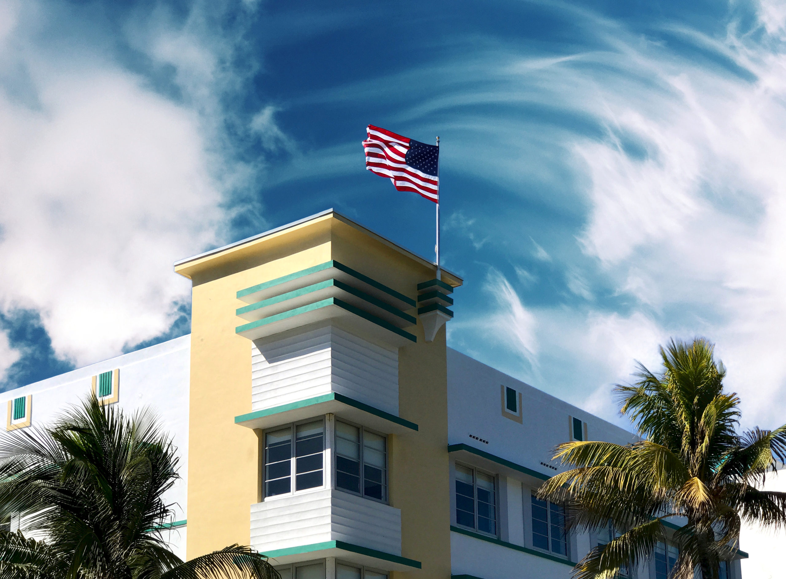 EXPLORING TIMELESS ELEGANCE: MIAMI'S ART DECO HISTORIC DISTRICT | Prosein USA